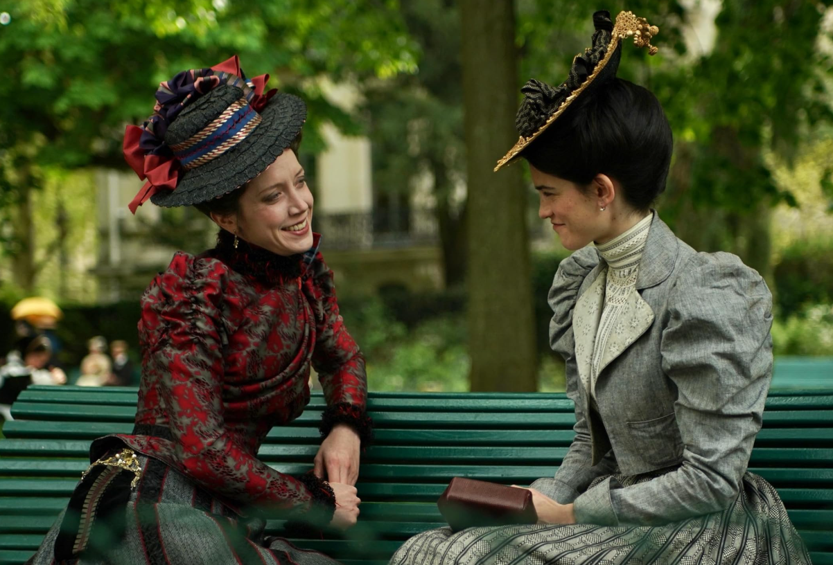 Filme com Jennifer Lawrence e Robert Pattinson já chegou aos cinemas ...