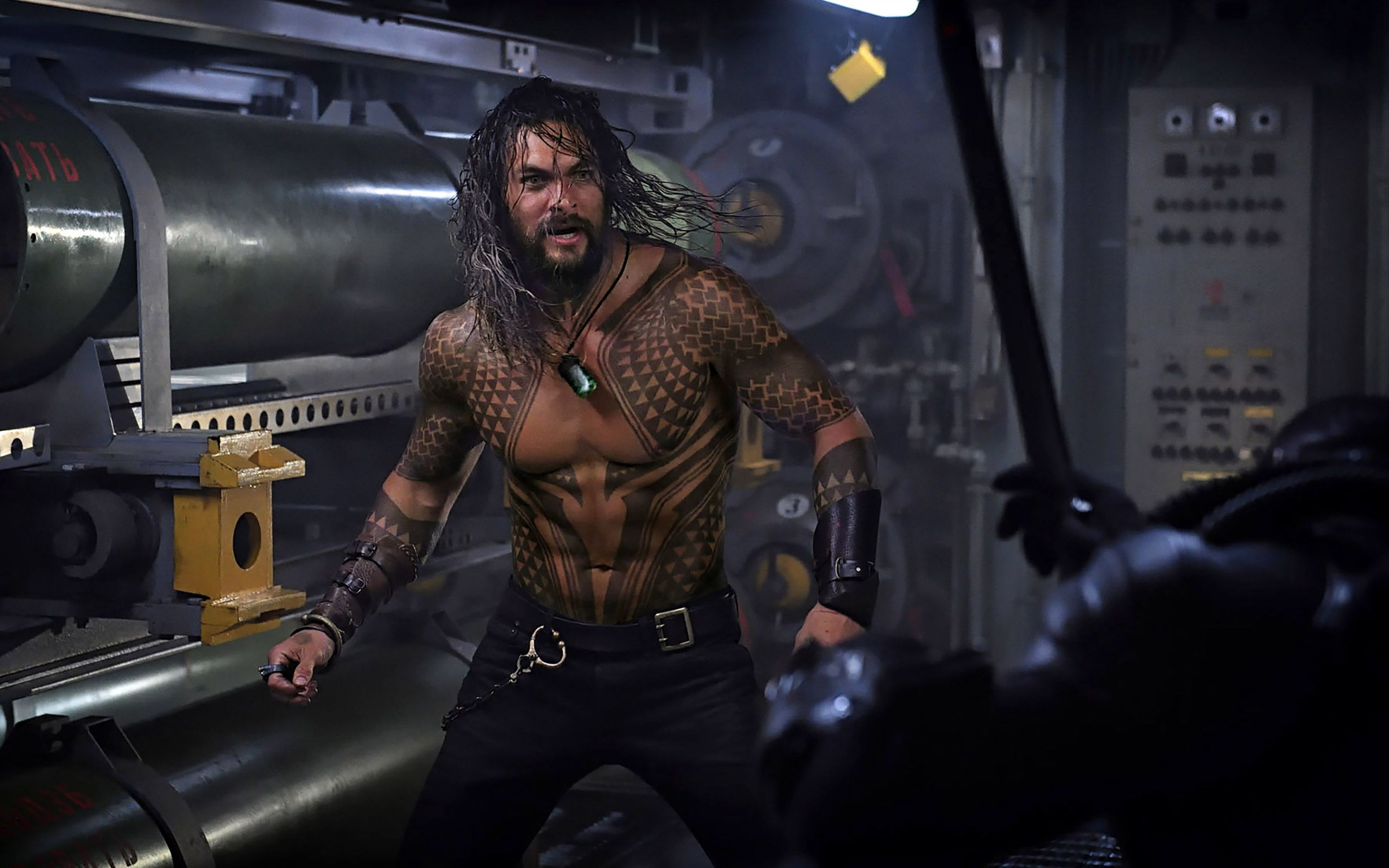 Jason Momoa está de volta aos filmes da DC... mas não como Aquaman