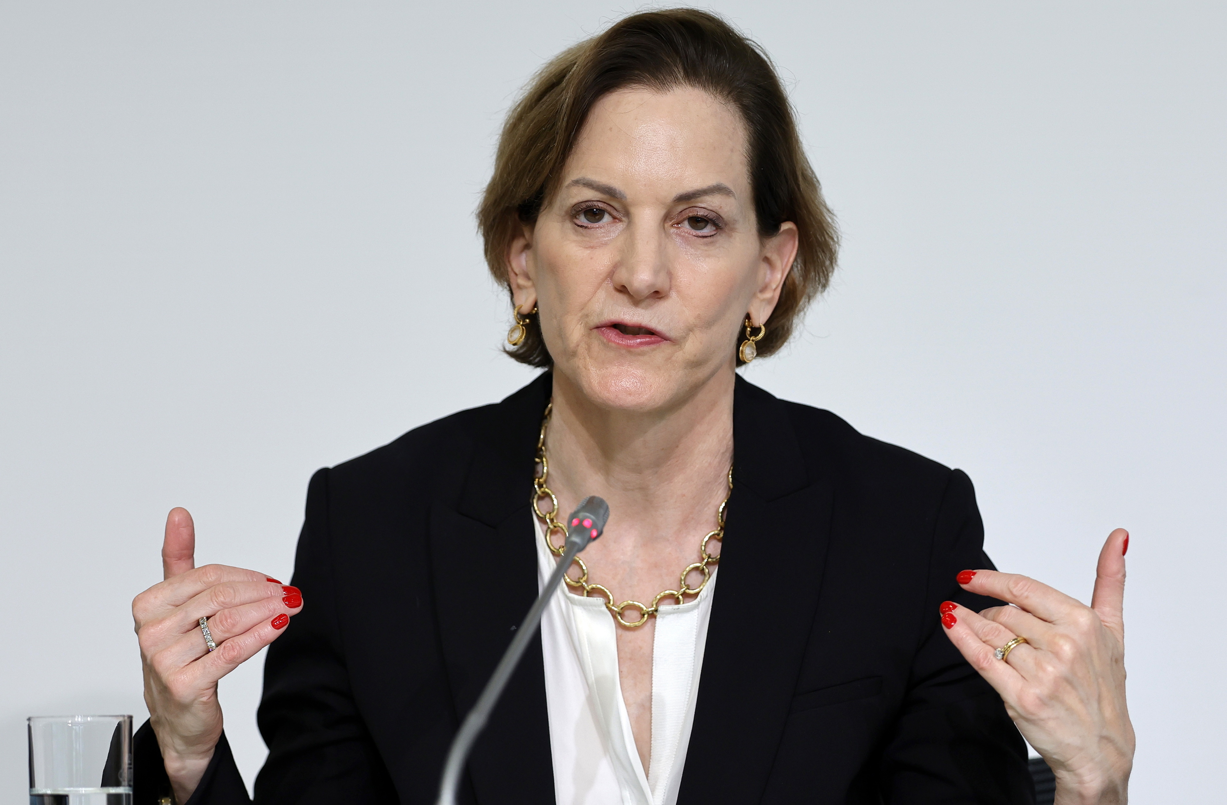 Anne Applebaum vem a Portugal este mês