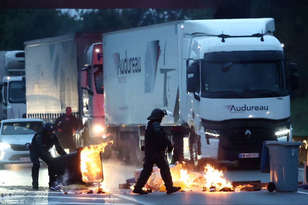 Protestos “Block Everything” paralisam França: quase 300 detenções